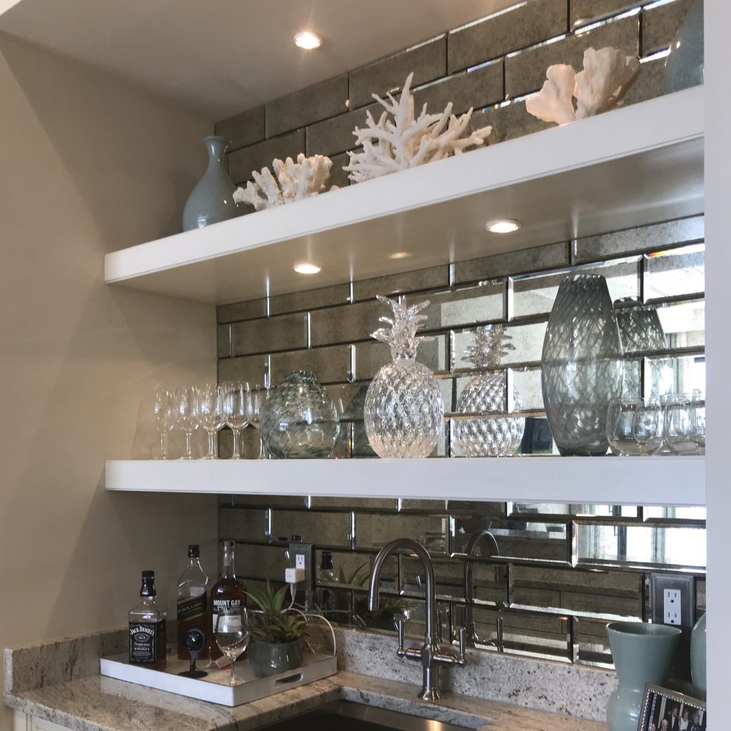 Accent Glass: It's the Little Things - Builders Glass of Bonita, Inc.